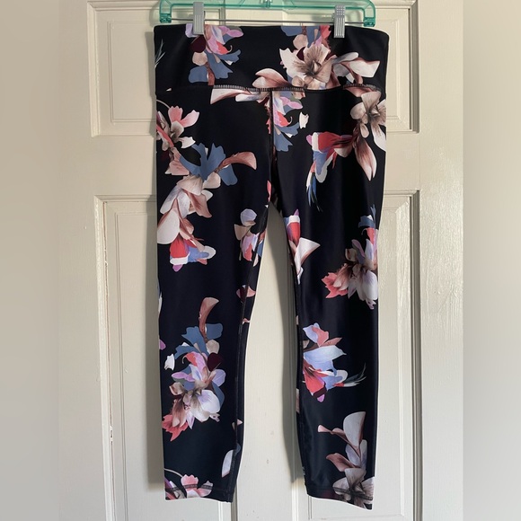 Athleta | Pants & Jumpsuits | Athleta Navy Blue Floral Leggings | Poshmark